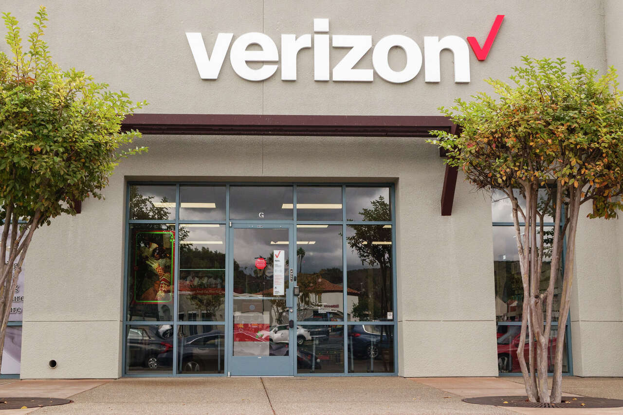 Texas among several states impacted by widespread Verizon outage