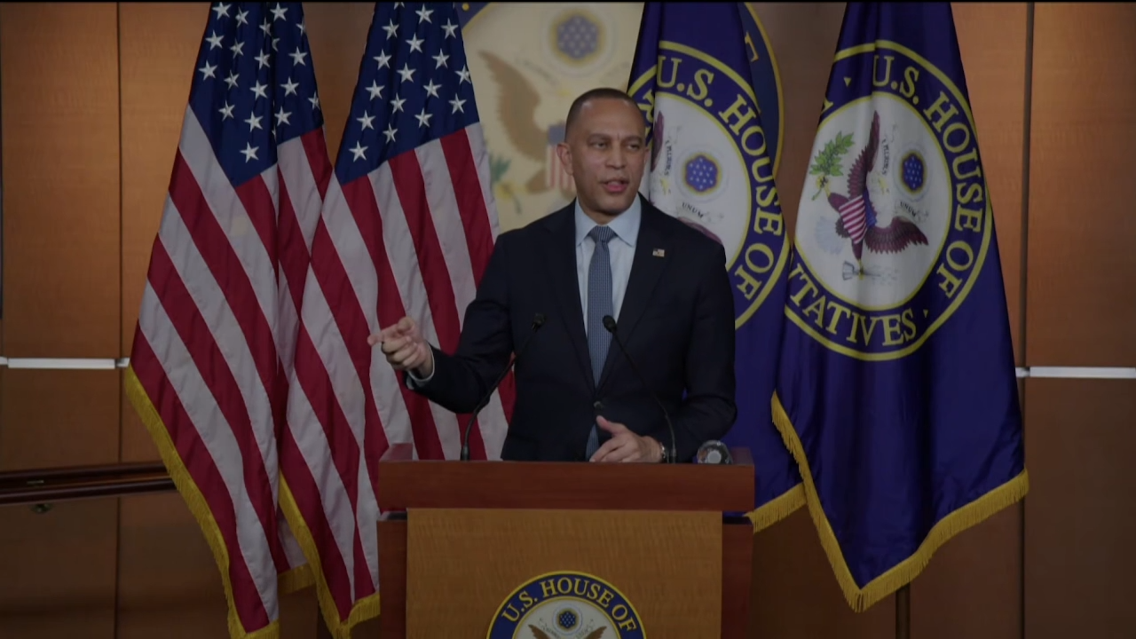 'You better start someplace else': Hakeem Jeffries ridicules reporter ...