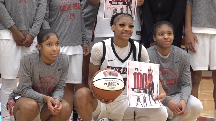 Muskegon basketball celebrates Mariah Sain's 1,000th career point
