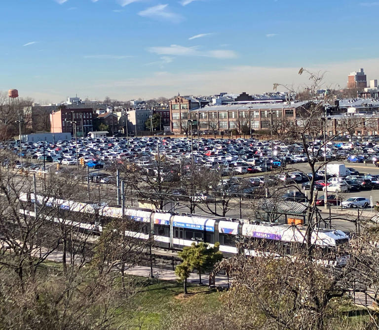 Commuters will face higher parking fees at 25 NJ Transit locations Thursday