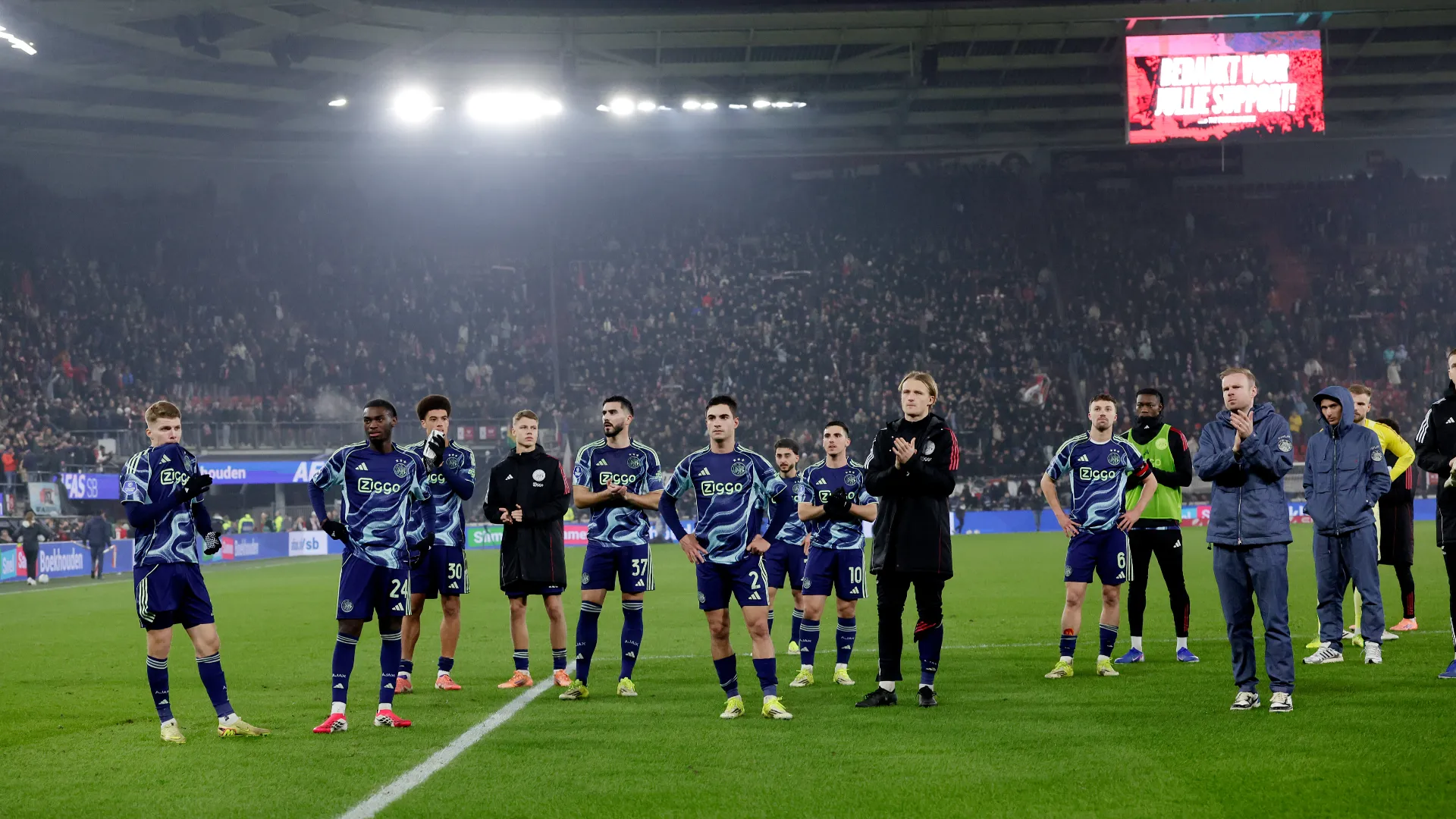 Ajax umiliato, punteggio tennistico in casa dell’AZ Alkmaar