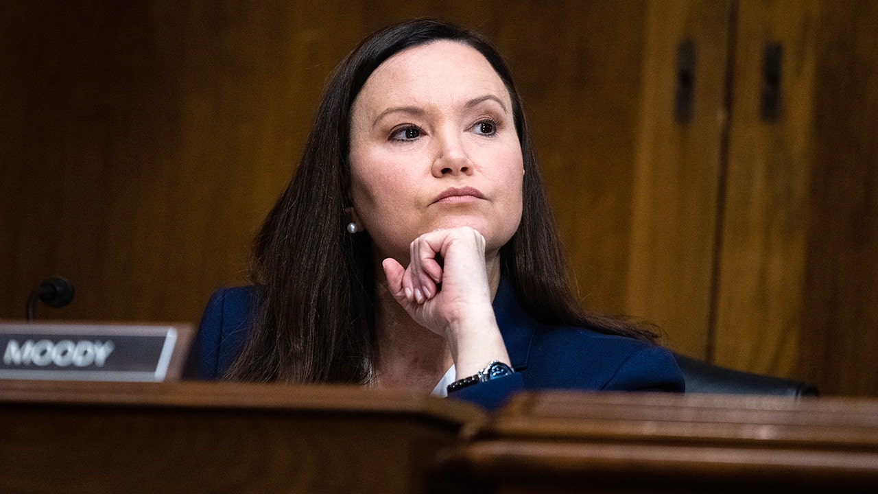 Hawley, Moody react after heated Senate abortion hearing exchange: 'Can ...