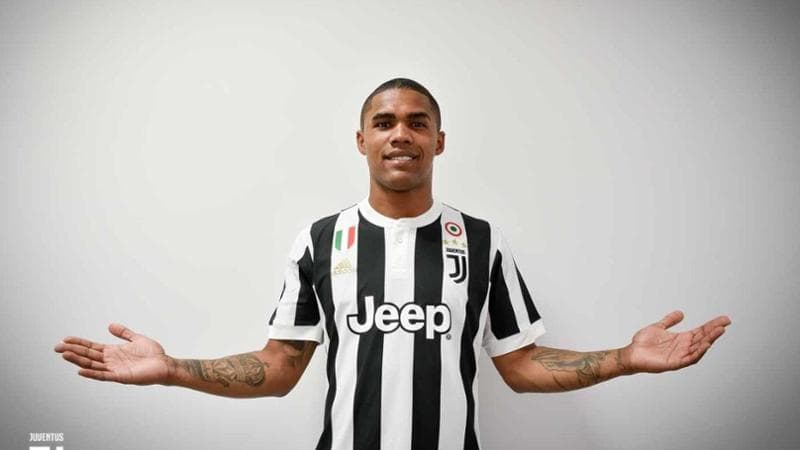 Douglas Costa al Chievo: l’ex Juve può finire a giocare in Serie D
