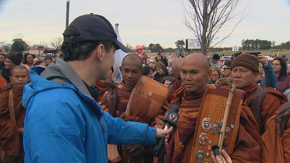 Buddhist monks on peace walk to face bitter cold on their journey