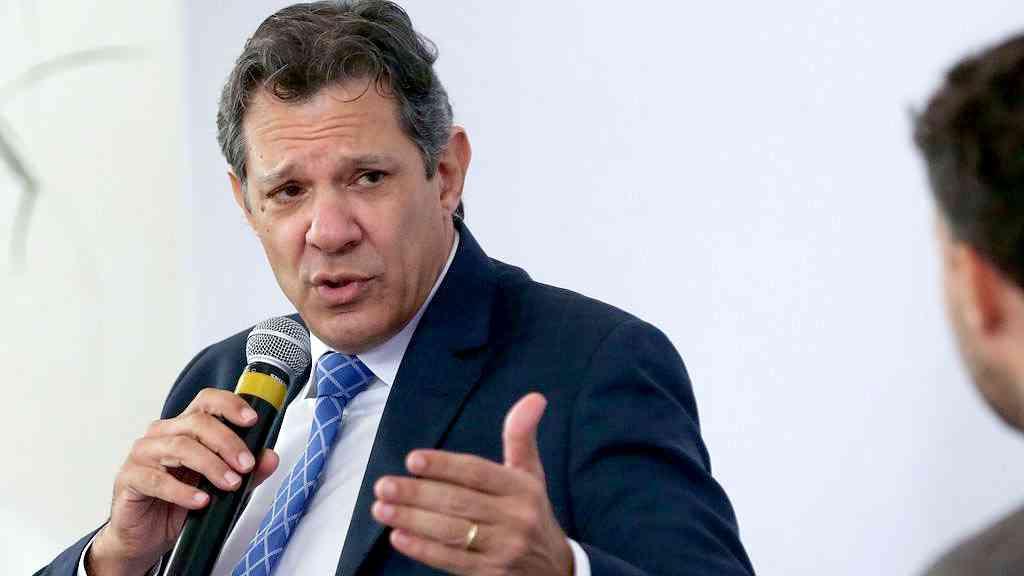 Haddad, de saída, prepara sucessor com vistas à campanha eleitoral