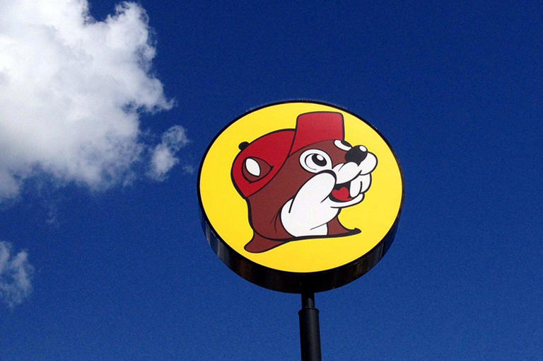 This road will close soon for Buc-ee's construction in Kansas City, Kansas