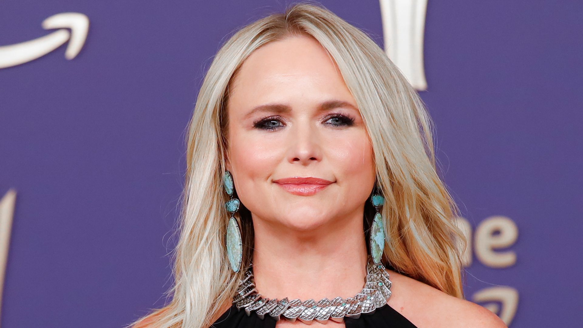Miranda Lambert wows in figure-hugging tee and shorts as she shares ...