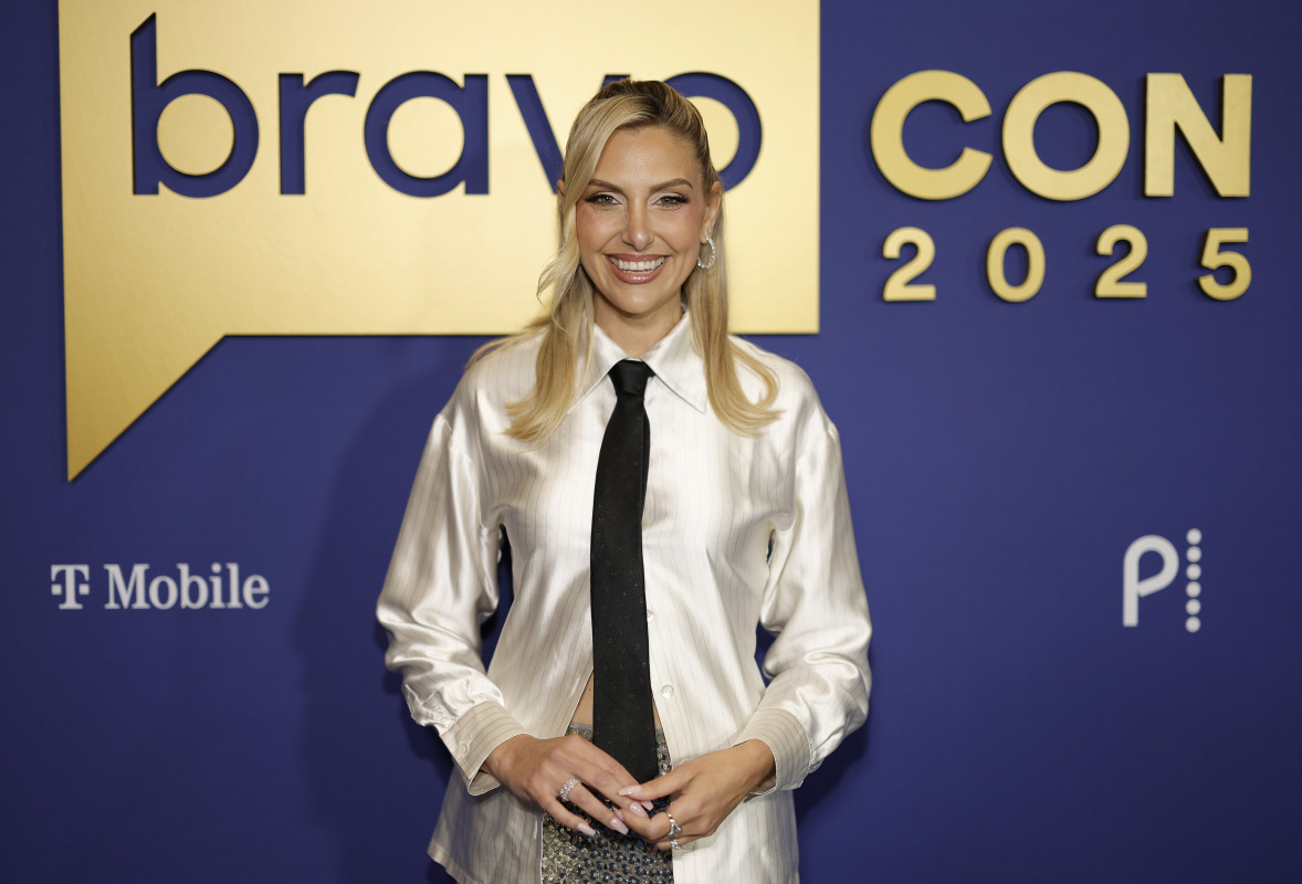 'RHOC' star Gina Kirschenheiter shares video of fiancé Travis Mullen's ...