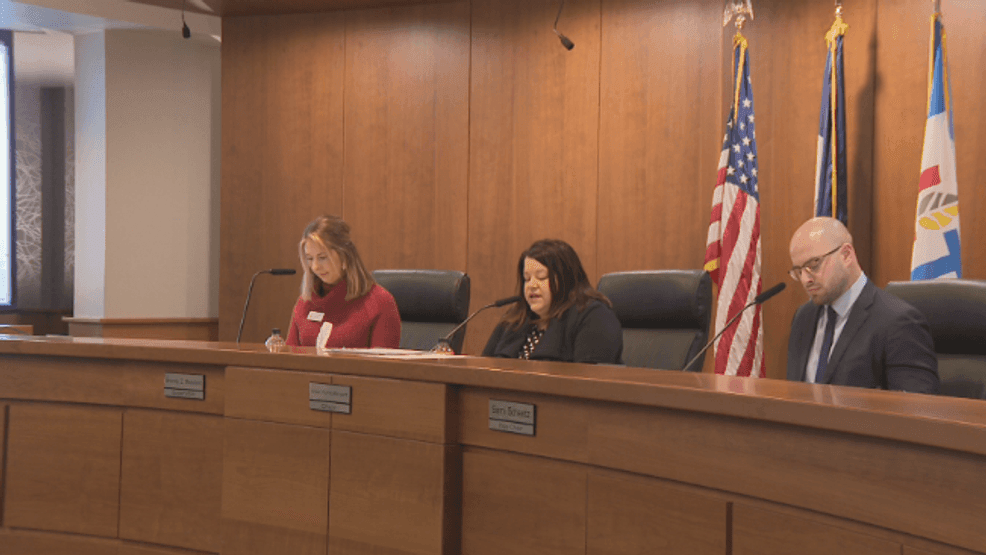 Linn County BOS approves rezoning ordinance for NextEra Duane Arnold ...