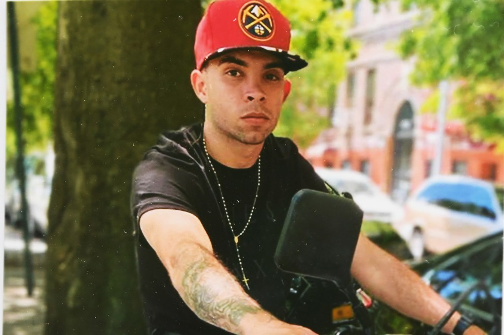 Trial begins for NYPD sergeant accused of fatally hurling water cooler ...
