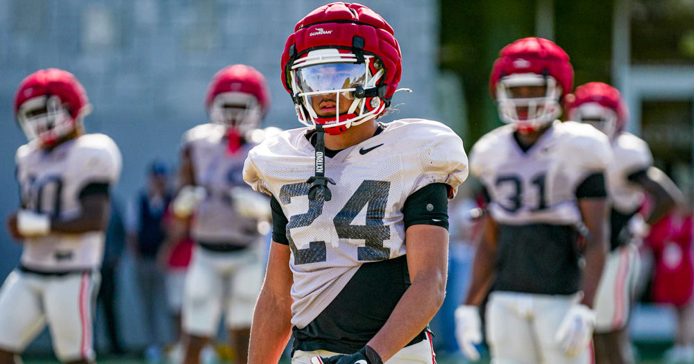 Cornerback Dominick Kelly portal bound