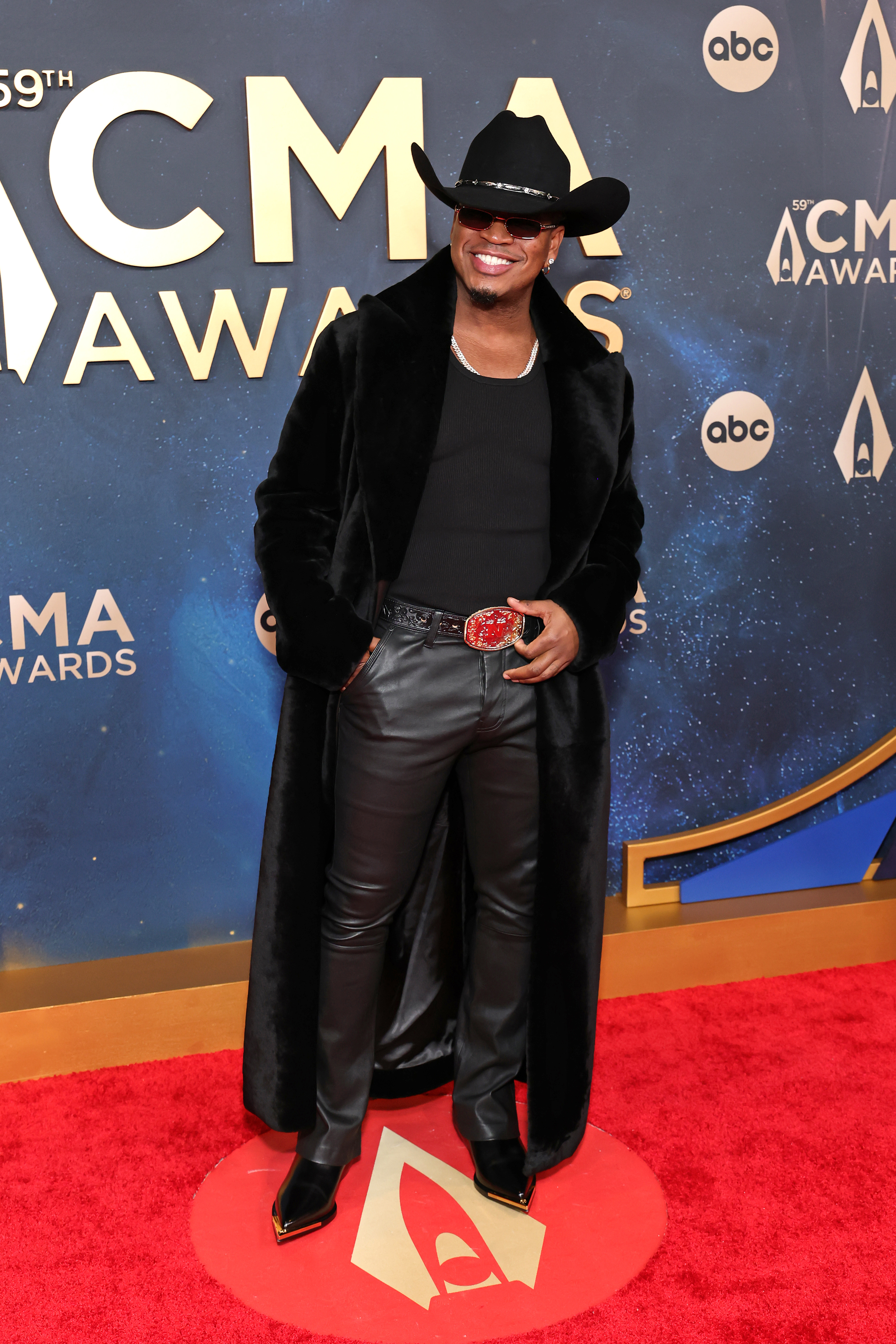 Ne-Yo reveals how his polyamorous relationship with three women works ...