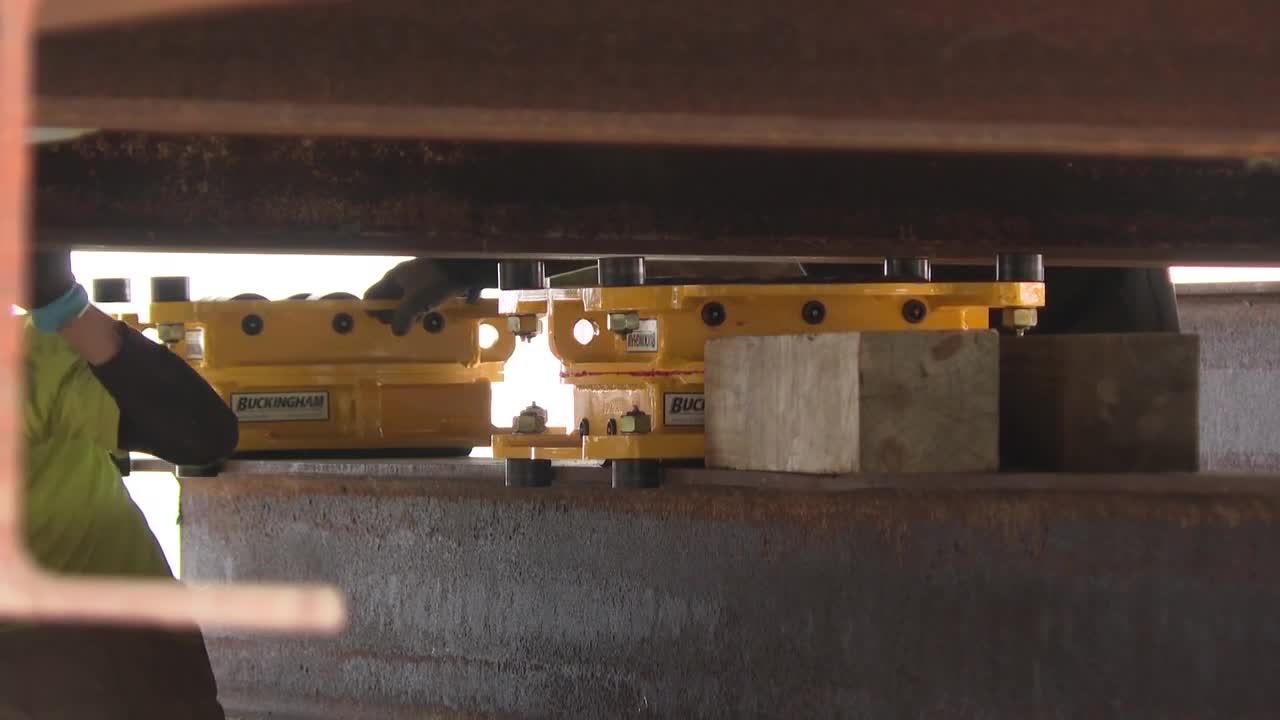 Buxton house move showcases new method to save coastal homes