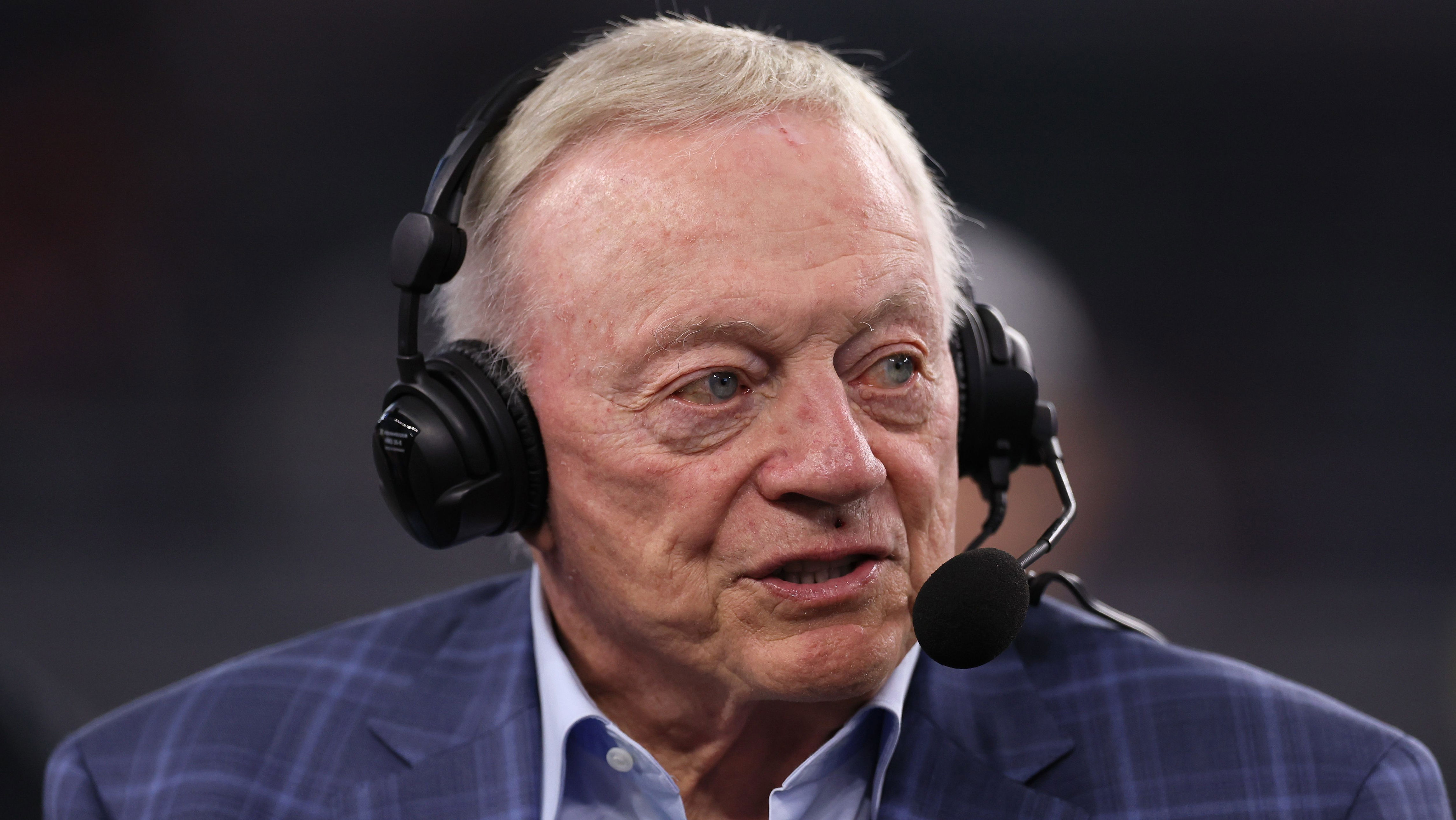 NFC East rival allows Cowboys to interview coach candidate