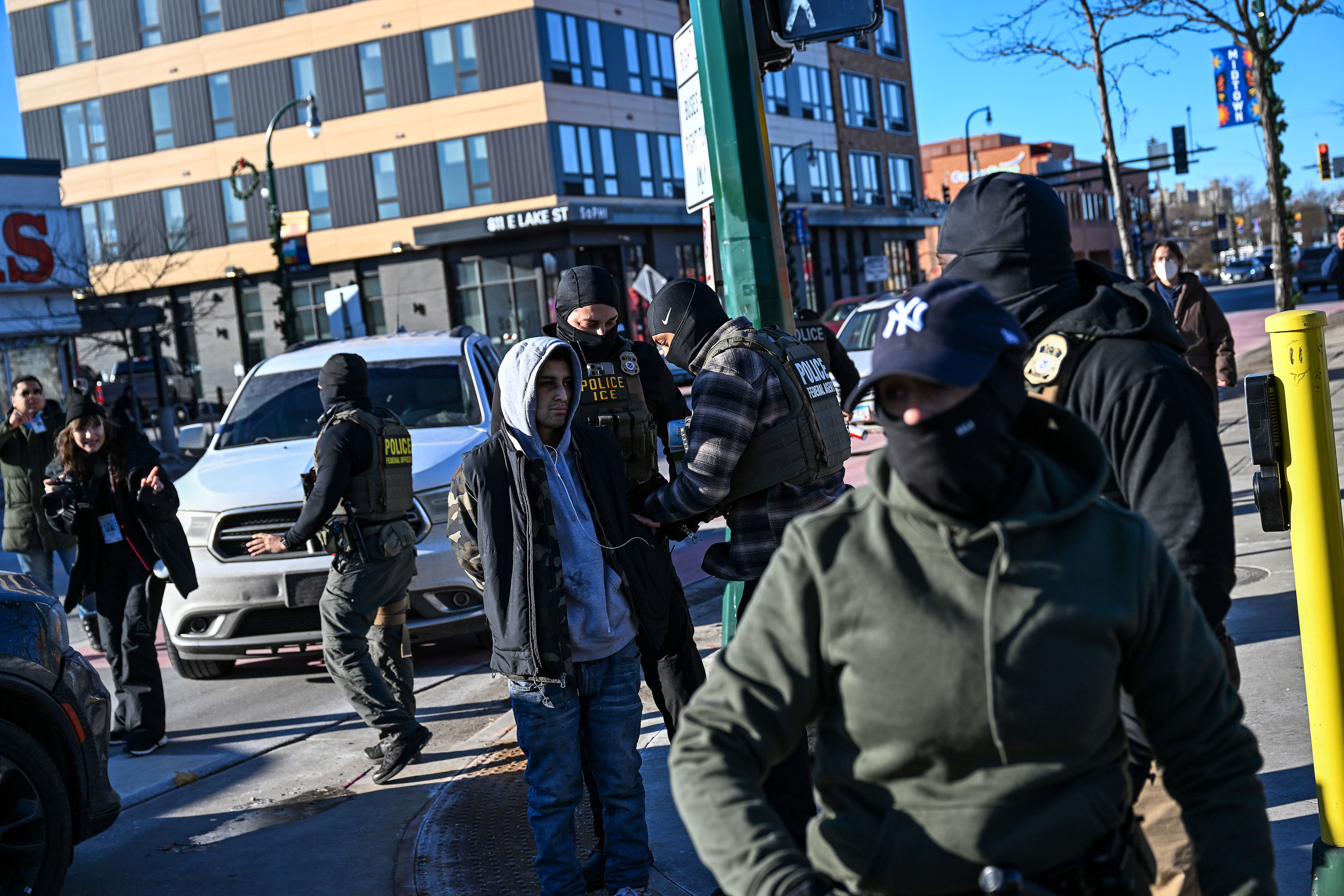 Federal agent shoots person in leg as Minneapolis protests flare