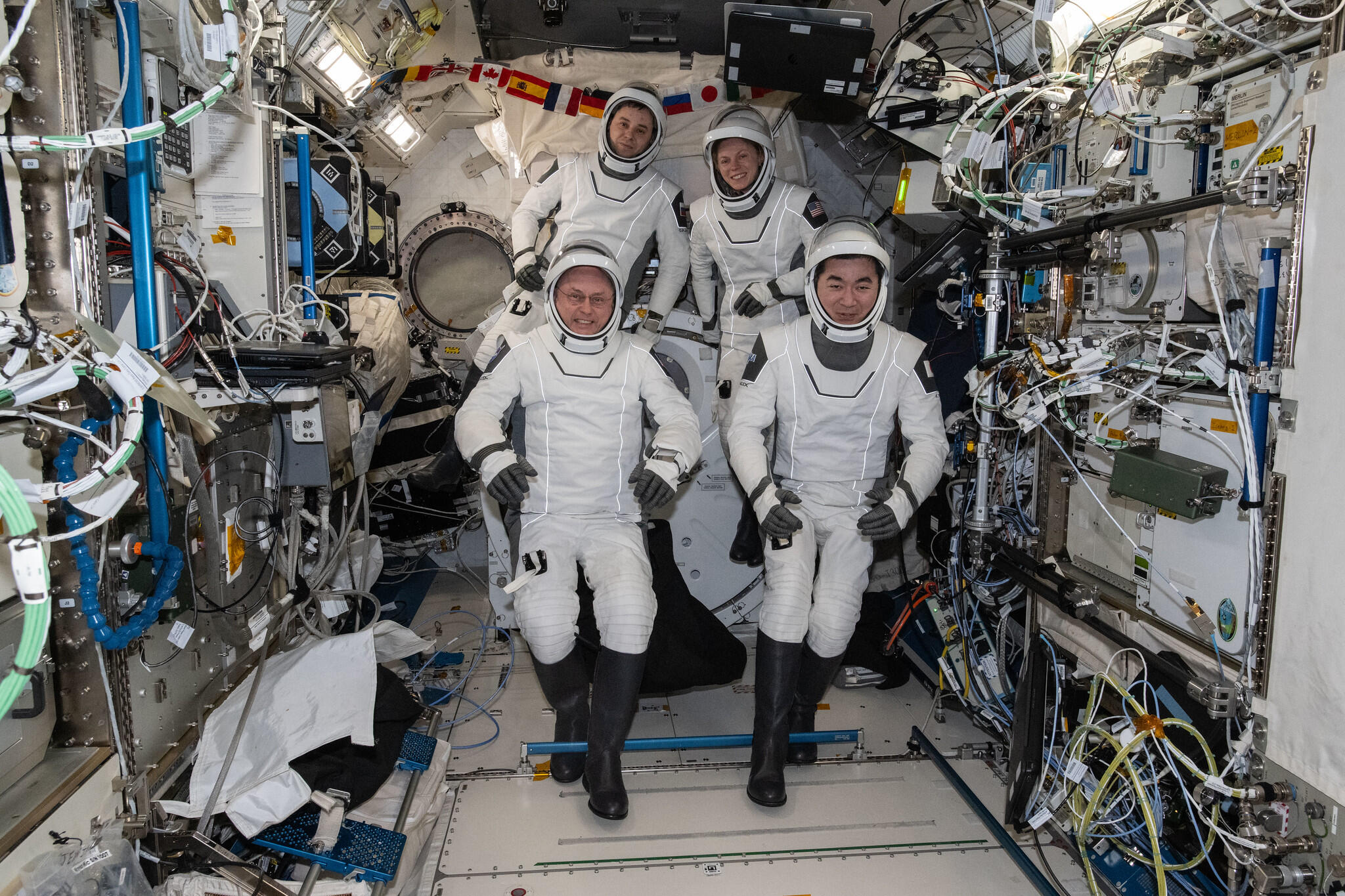 4 space station crewmates back on Earth after medical issue cut mission ...