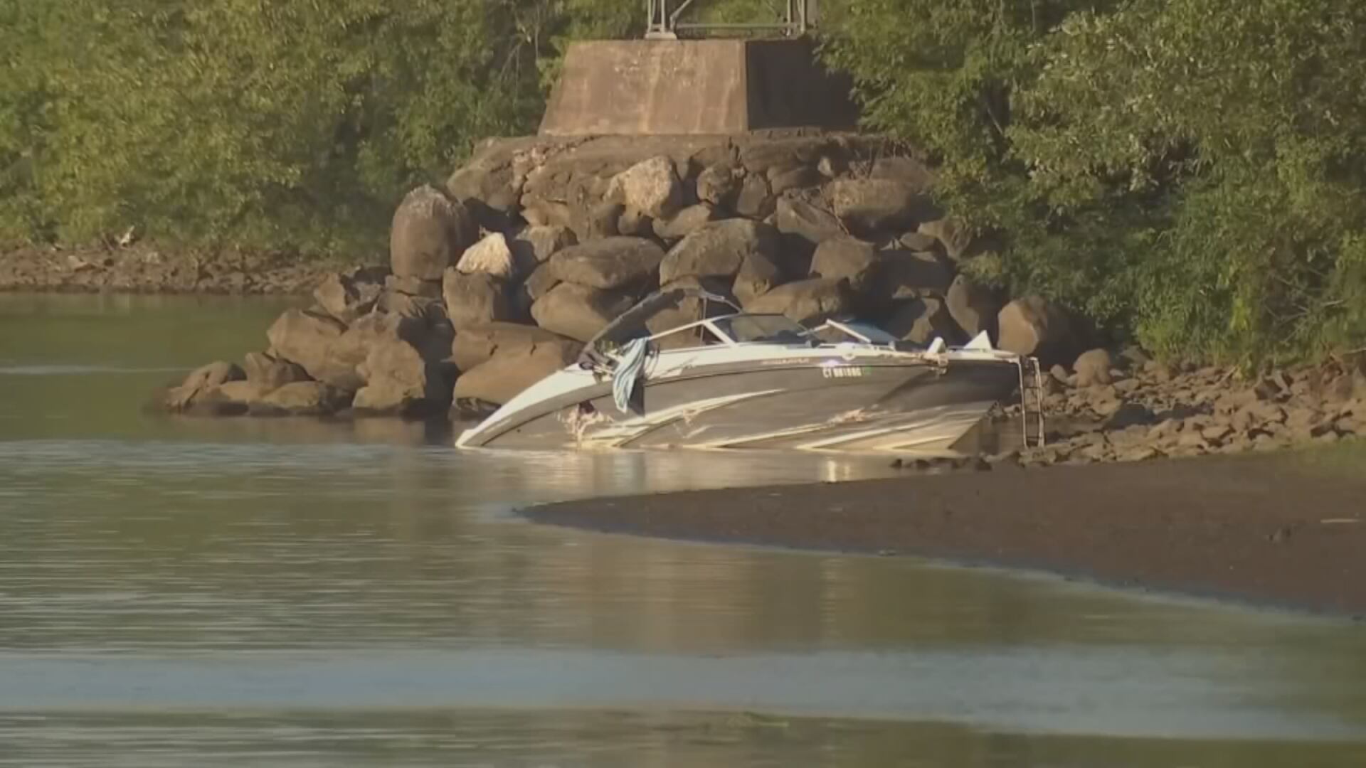 LDWF agents investigate deadly boating accident in LaSalle Parish