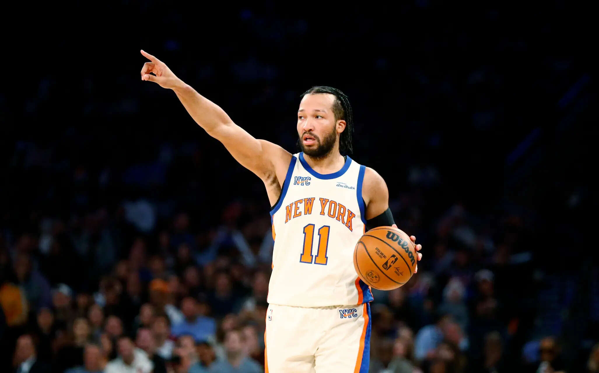 Is Jalen Brunson playing tonight vs the Sacramento Kings? Latest update ...