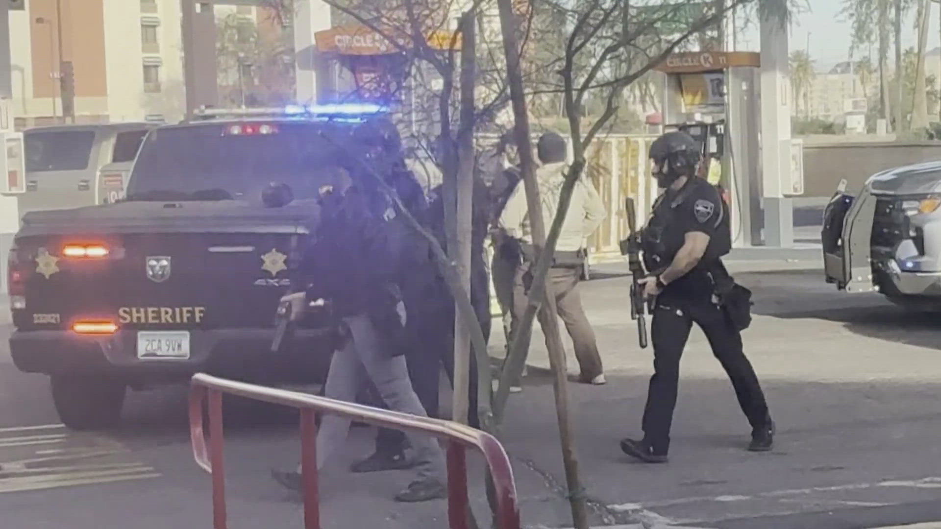 Man dead after deputies respond to reported stolen car outside Circle K ...