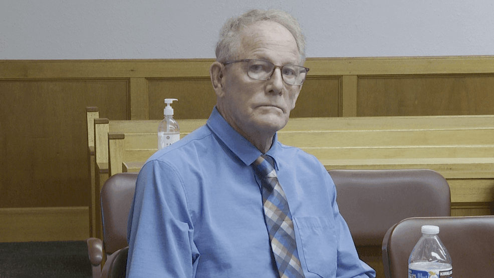 Trial underway for Wyoming man charged in Clarkston motel stabbing