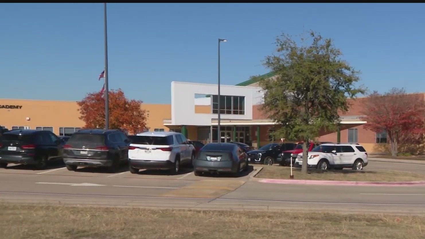 TEA meets with Lake Worth parents on school overhaul plan