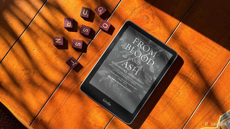 Why I keep my Kindle in airplane mode (and you should too)