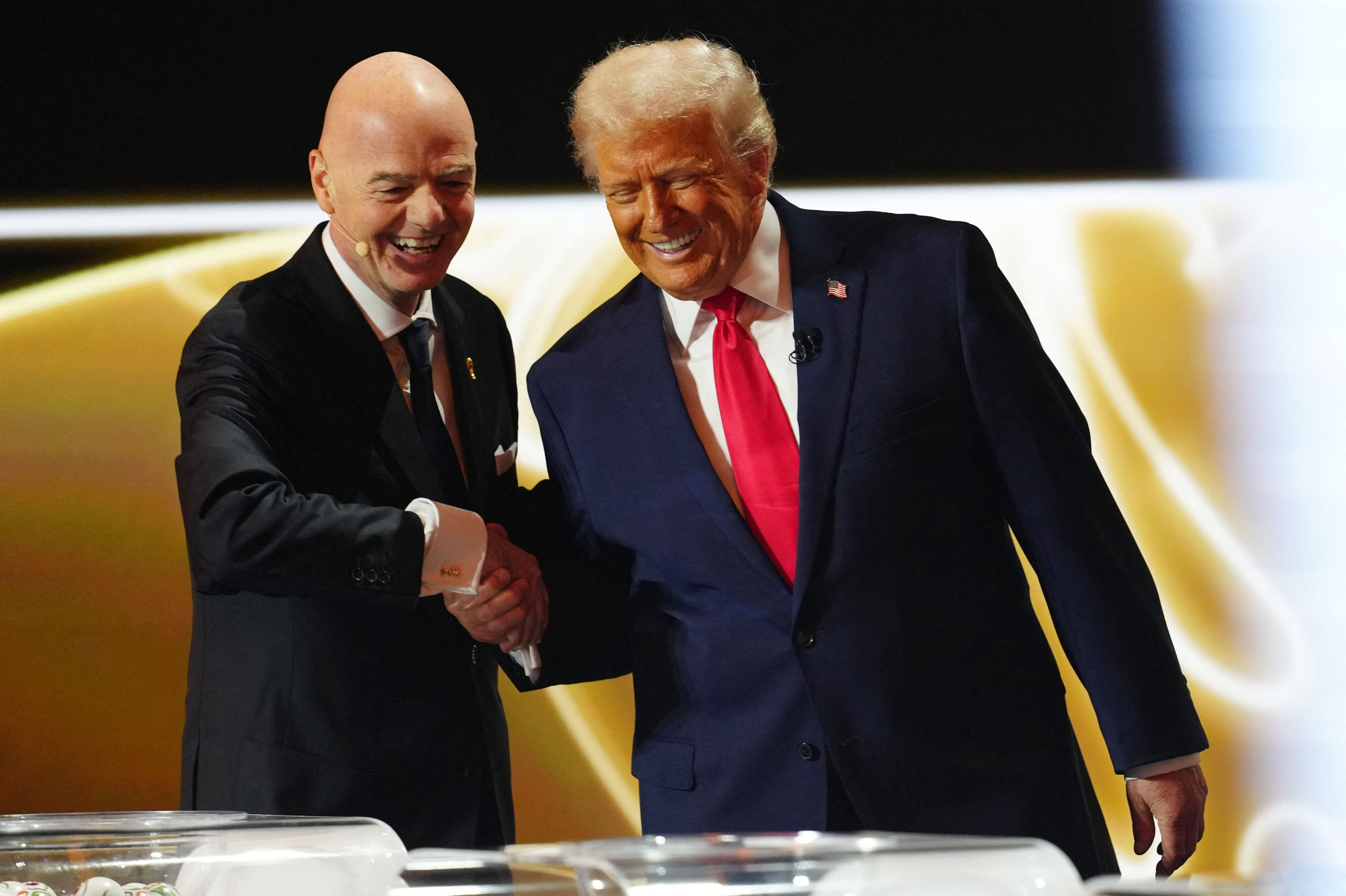 En halv milliard mennesker har søgt om billet til VM i fodbold