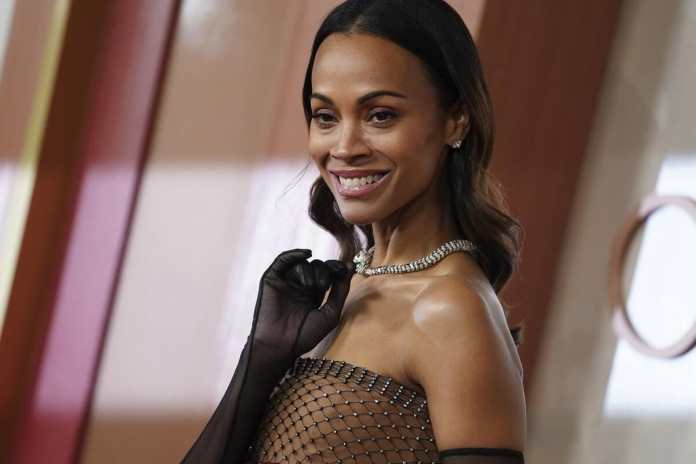 Zoe Saldaña logra un hito dominante y lidera la taquilla mundial