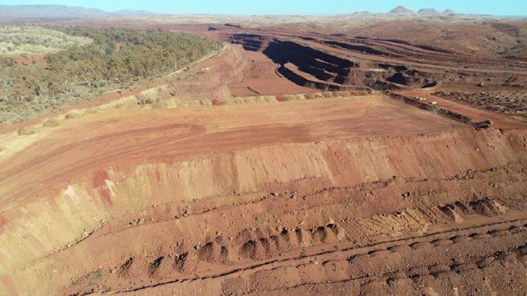 Mining giants join forces to extend life of WA iron ore projects