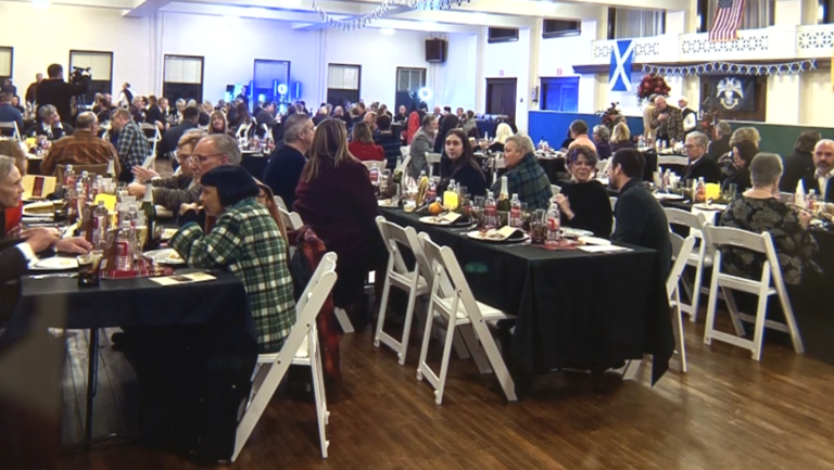 Wheeling event honors poet Robert Burns with Scottish dinner and live music