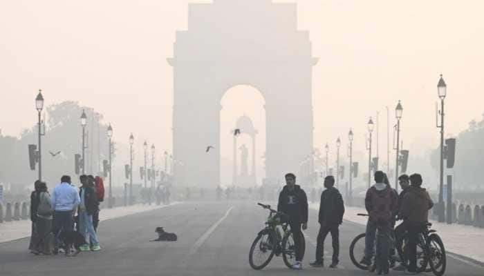 Delhi pollution update: City's air quality remains 'very poor' amid 3.2 ...