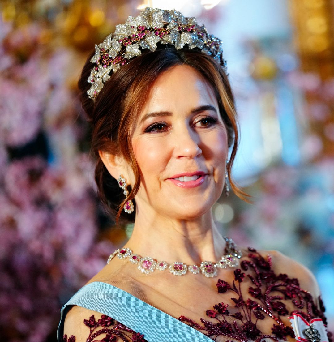 Jewelry expert says Queen Mary has an "instinct for revival" as she ...