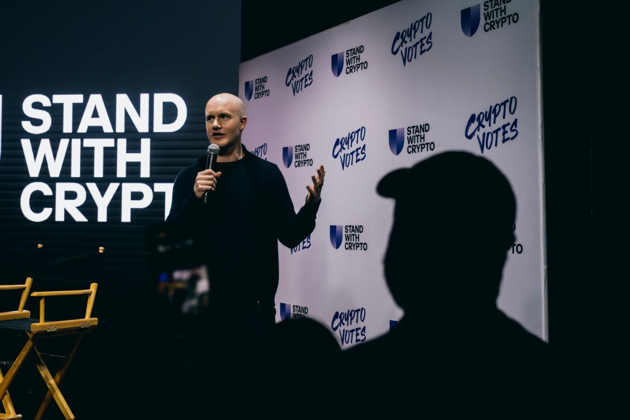 Banks and crypto clash over tokens that pay more than deposits