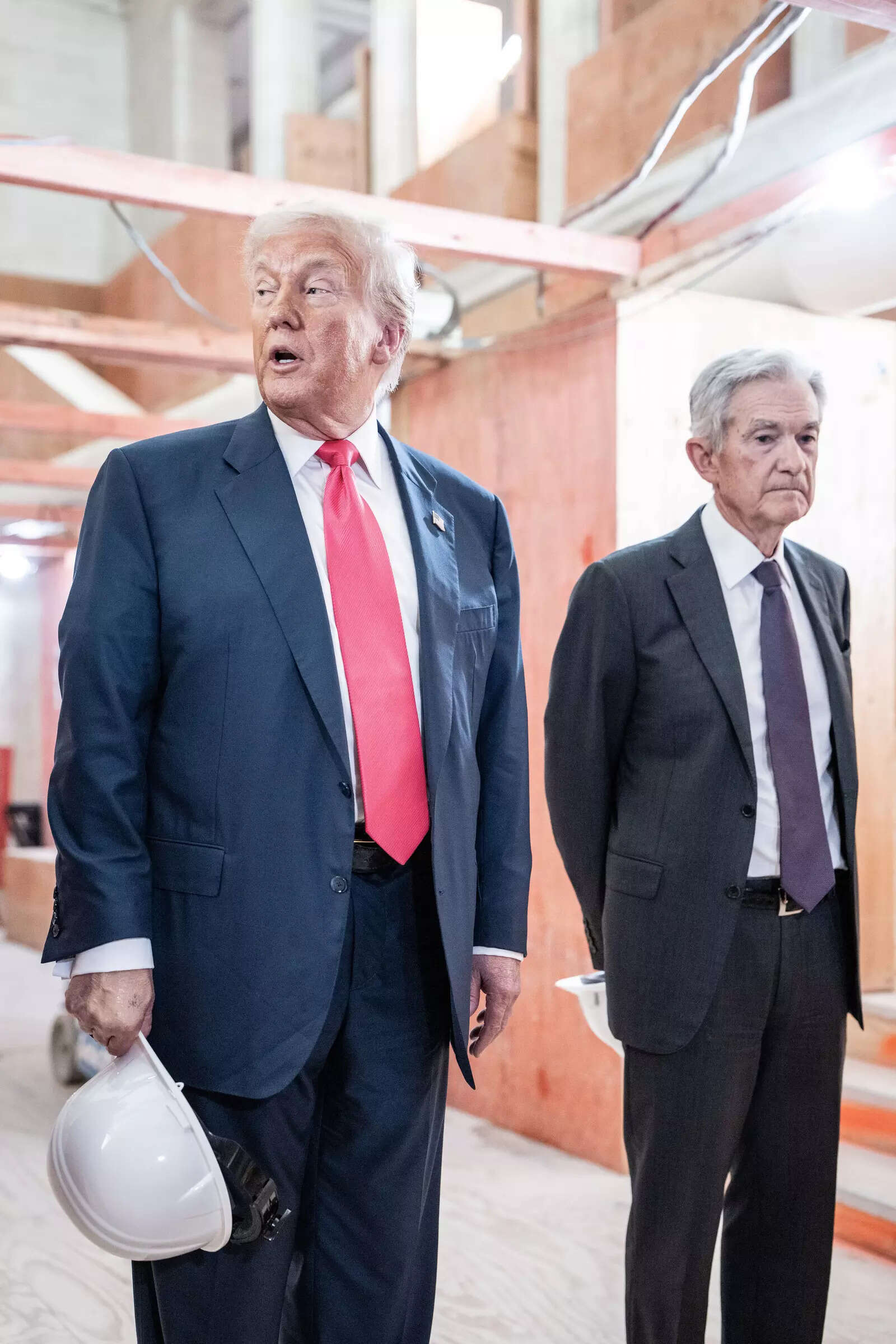 Trump says he has no plan to fire Fed chief