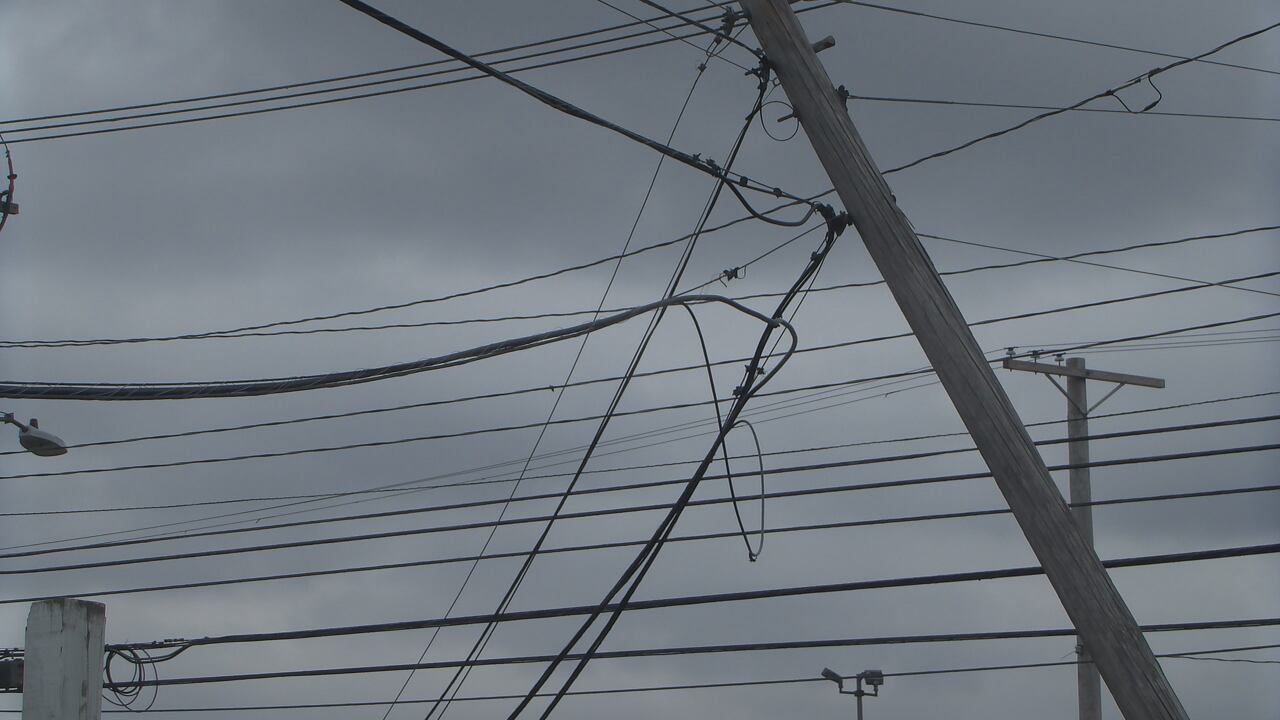 Dangerously low power lines force elderly residents to avoid Cleveland ...
