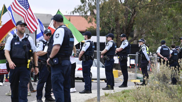 'Avoid': Aussies at risk amid Trump moves