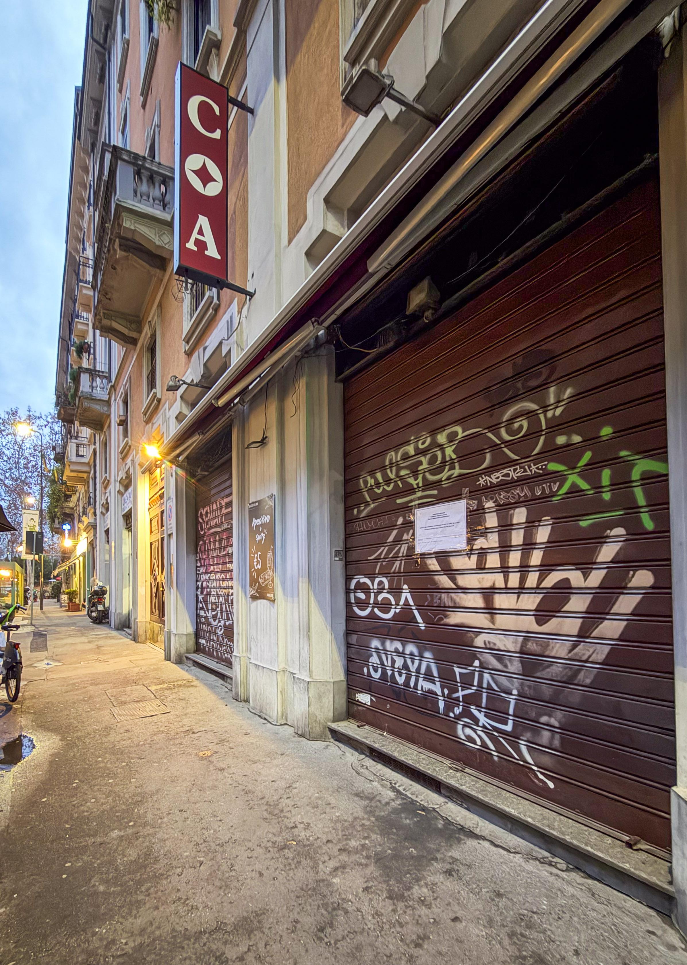 Discoteca abusiva sottoterra, chiuso il Coa in via Lecco: scatta il ...