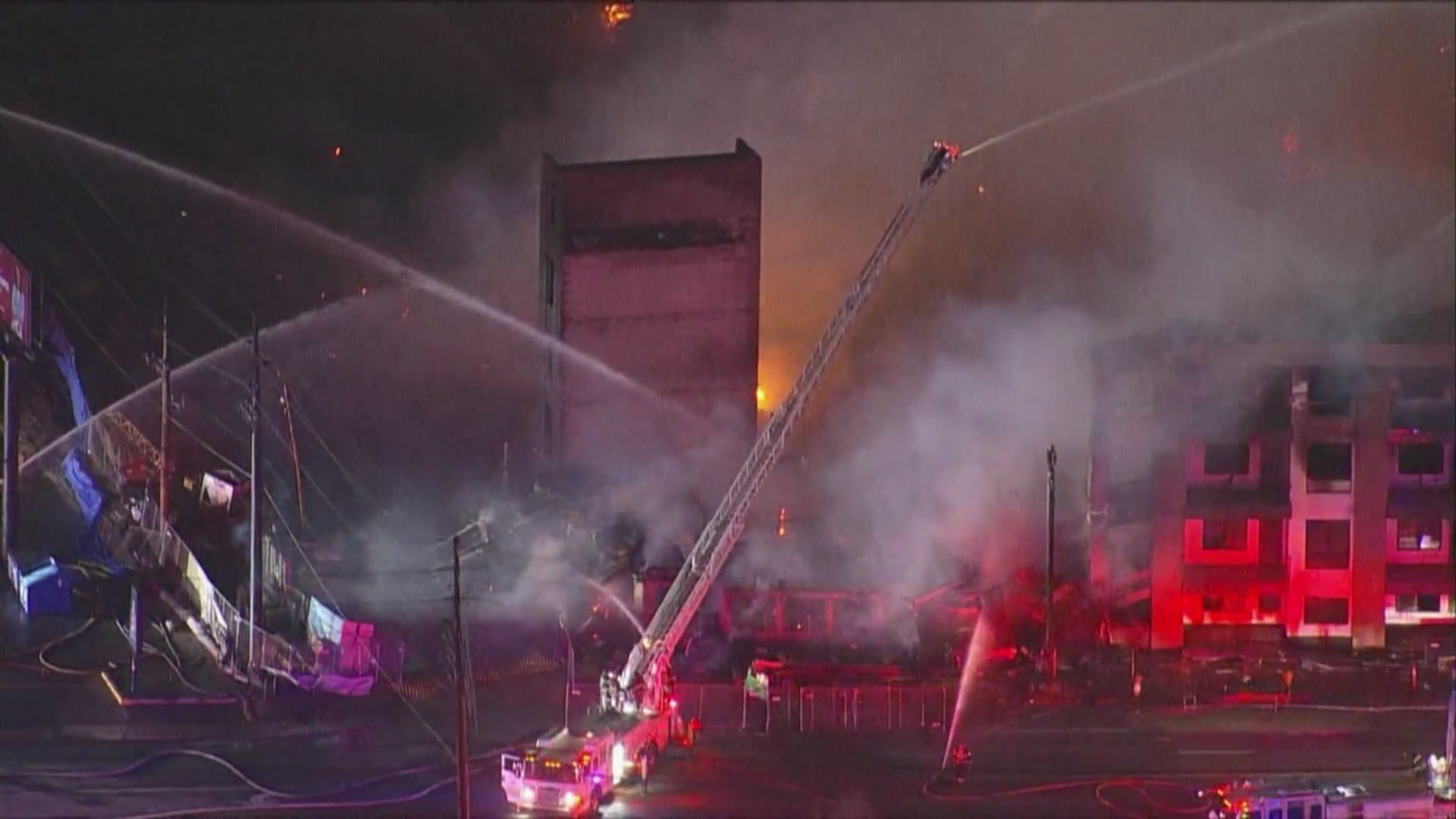 Man arrested in connection to massive apartment complex fire in Denver