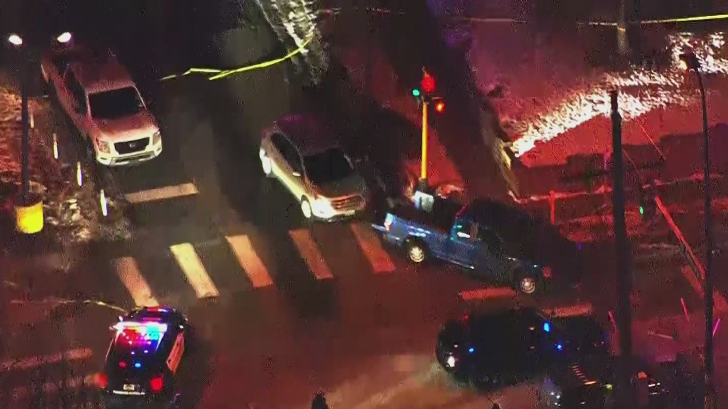 ICE officer shoots man in leg in Minneapolis, officials say