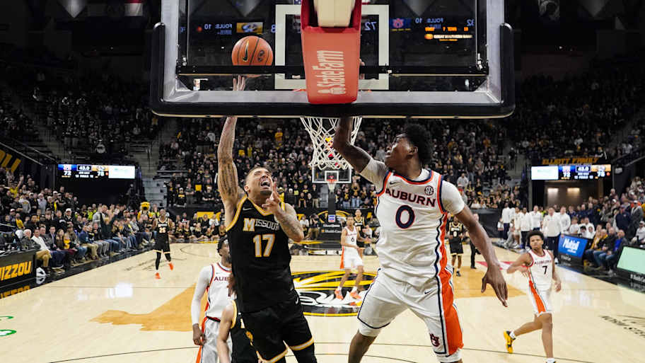 Togetherness enables Mizzou to outlast late push in Auburn win
