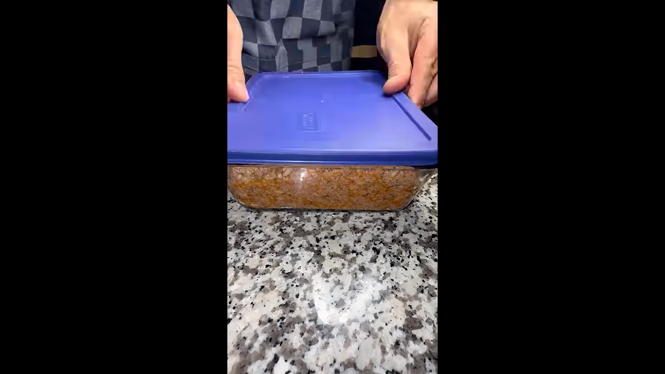 The most sustainable meal prep I’ve yet to encounter. Spaghetti rice ...