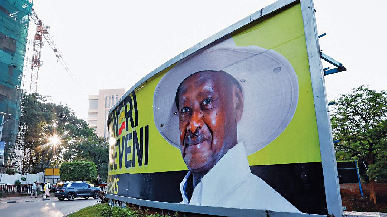 Uganda shuts down internet ahead of election