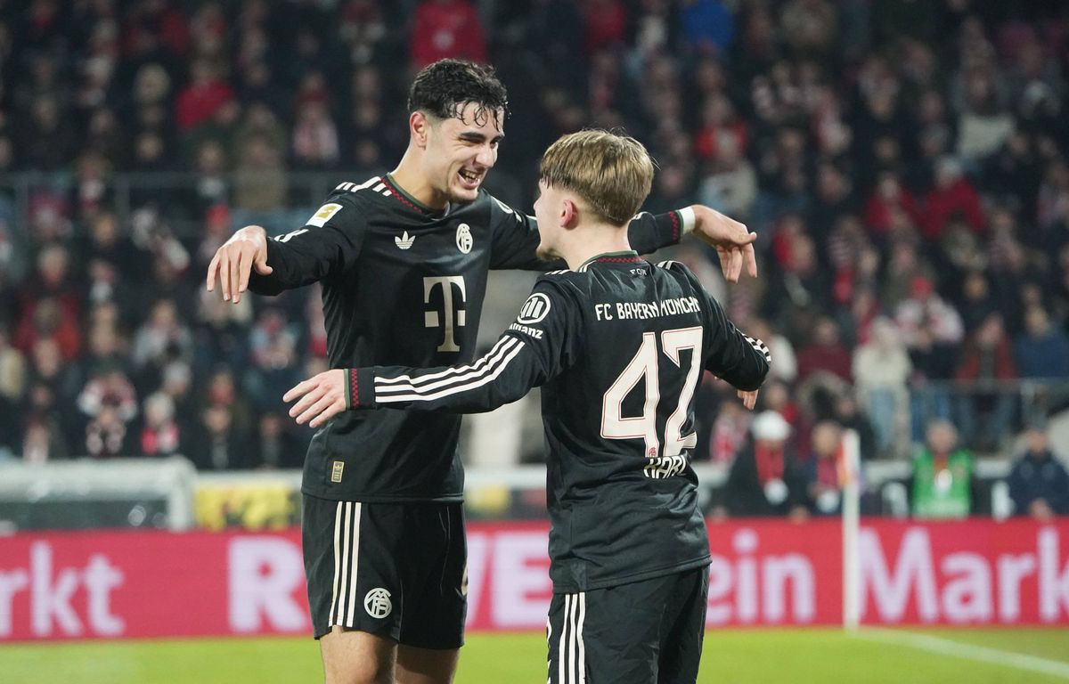 Football : En très grande forme, le Bayern Munich égale son propre ...