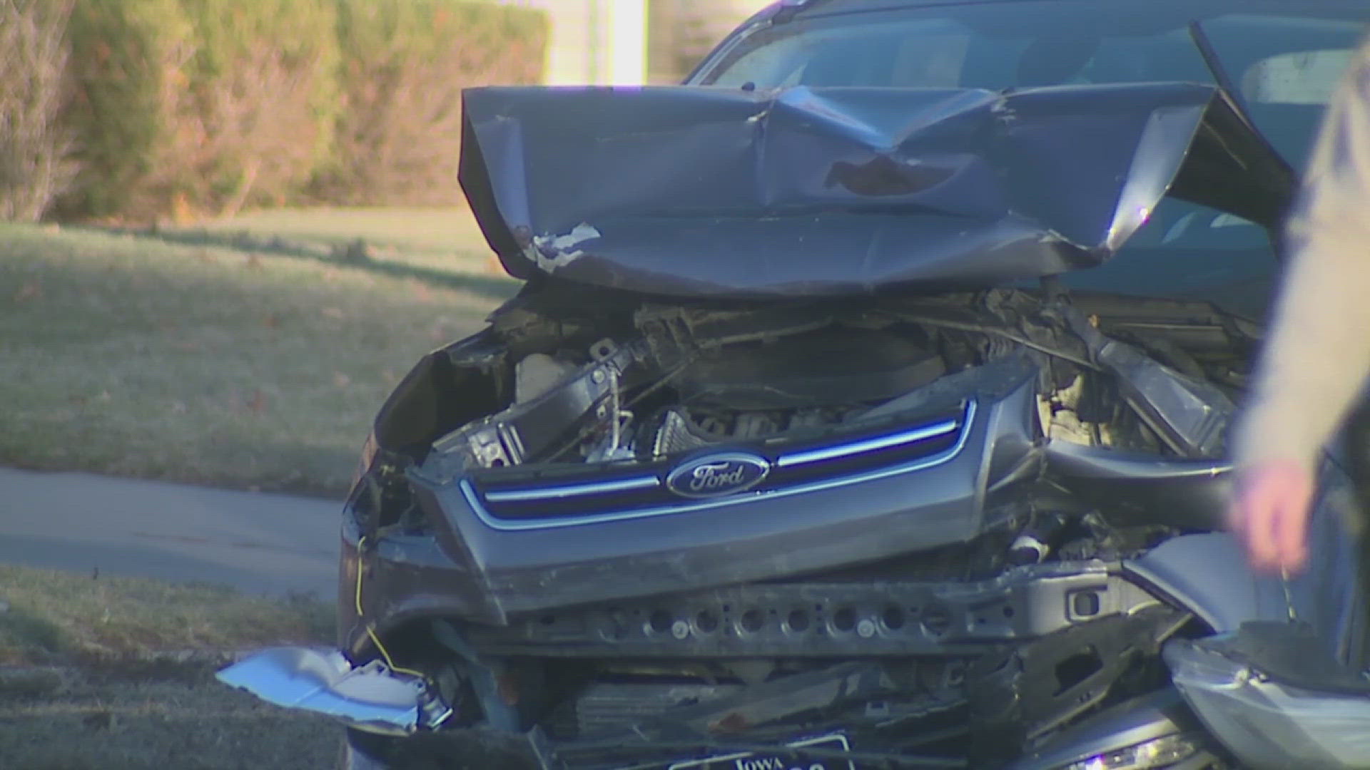 2 cars crash outside Pleasant Valley High School