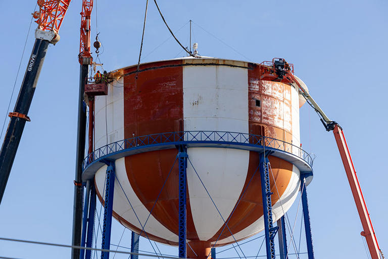 Somber milestone: Top of old Idaho Falls water tower removed during ...