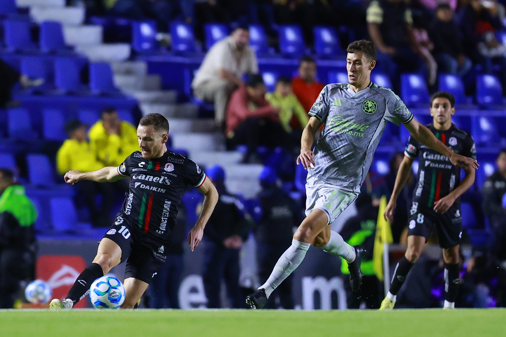 San Luis sorprende al América