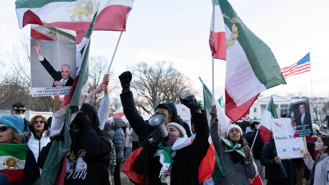 Britain closes embassy in Tehran, all staff evacuated - is a US strike ...