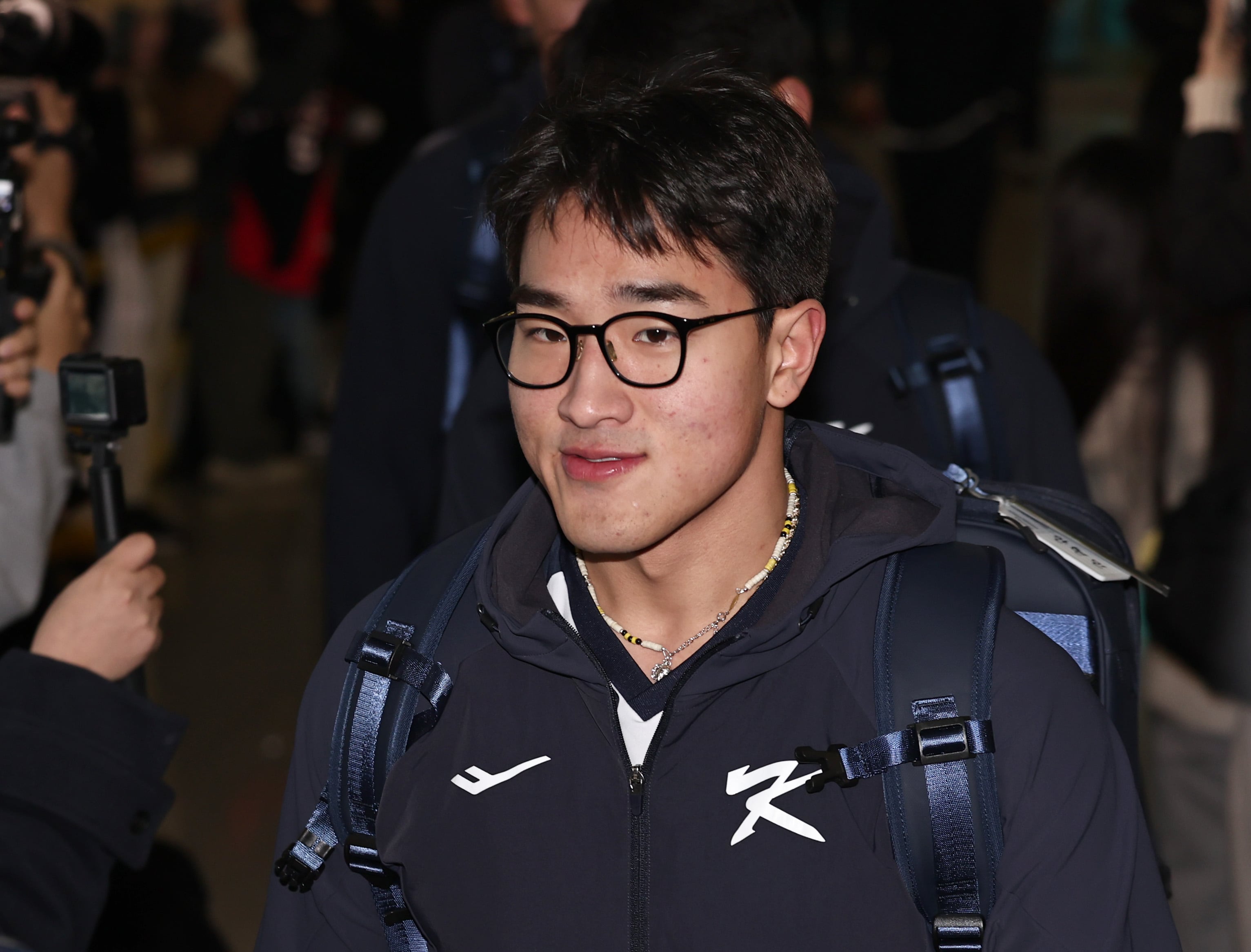 KT's Ahn Hyun-min secures historic salary hike