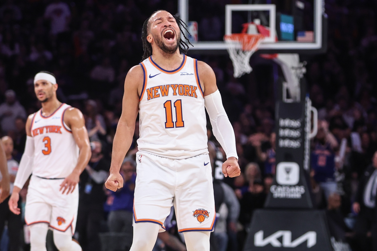 Knicks injury update: Jalen Brunson ruled out after limping back to ...