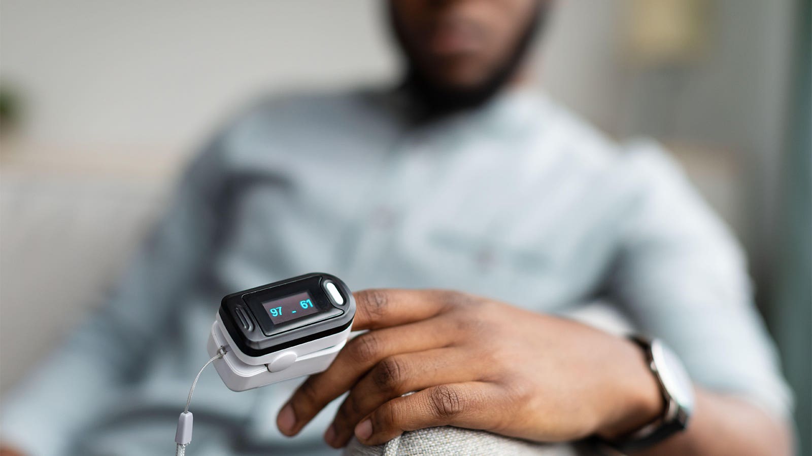 Pulse oximeter failings for darker-skinned people might not have a ...